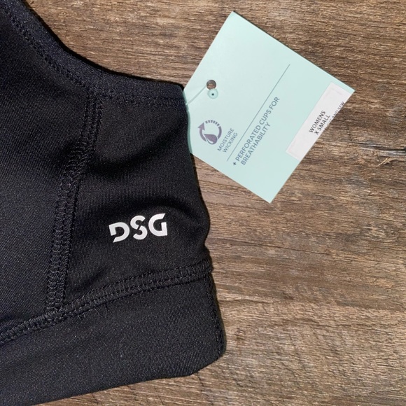 DSG | Intimates & Sleepwear | Nwt Black Dsg Compression Sports Bra ...